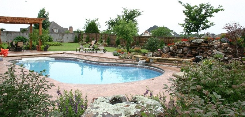Features and Fountains - Pool - Other - by Burton Pools and Spas | Houzz
