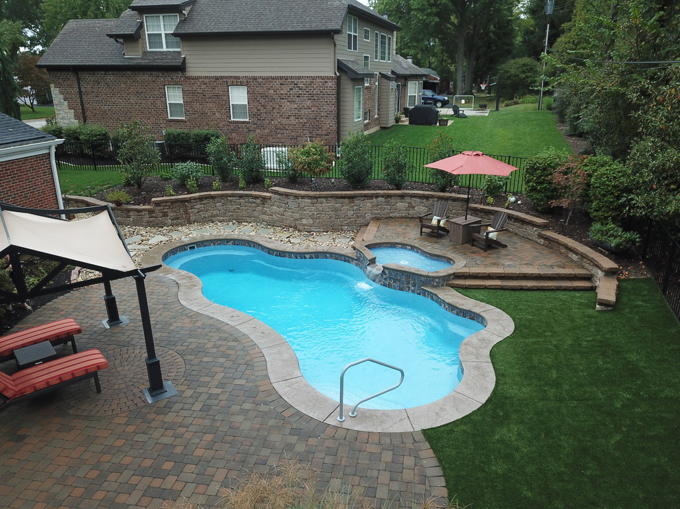 Fiberglass Cancun Richmond Heights, MO - Modern - Pool - St Louis - by ...