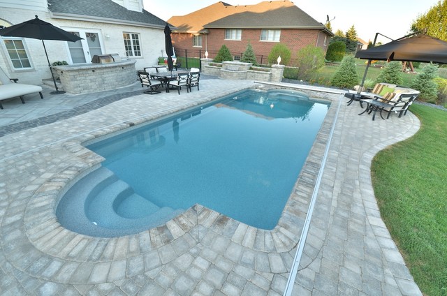 Fiberglass Pool with Paver Pool Deck and Water Feature, Frankfort, IL ...