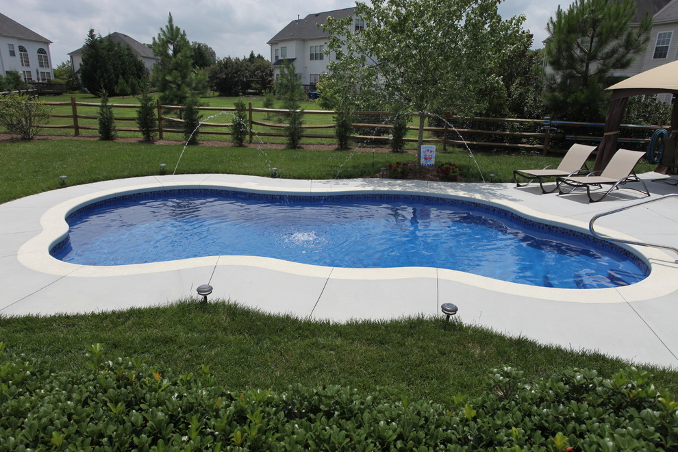 fiberglass pools - Contemporary - Pool - Burlington - by Poolscapes of ...