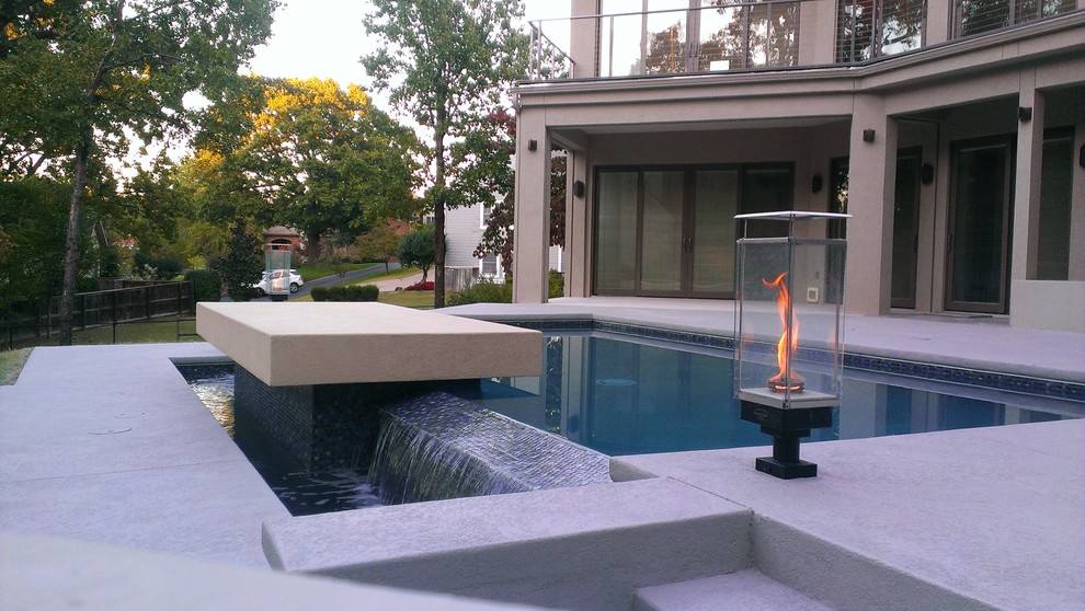 Ford - Modern - Pool - Houston - by Simply Dennis | Houzz