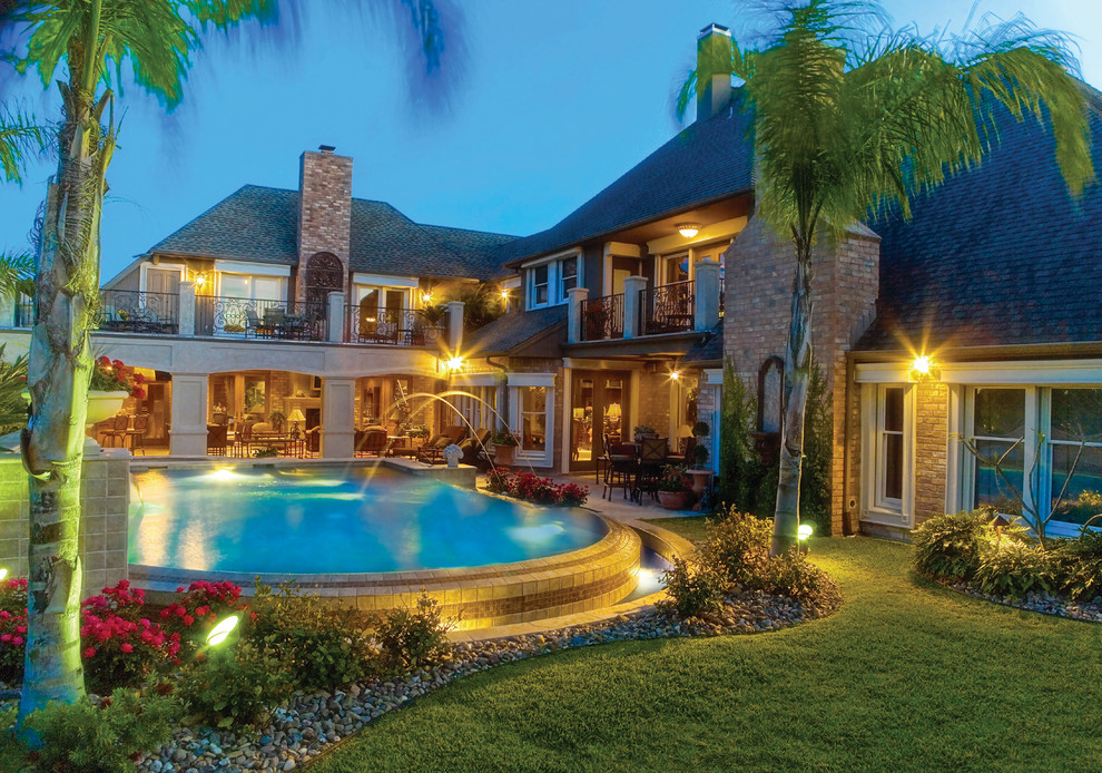 Formal Pool Corpus Christi - Traditional - Pool - Austin - by Ocean ...