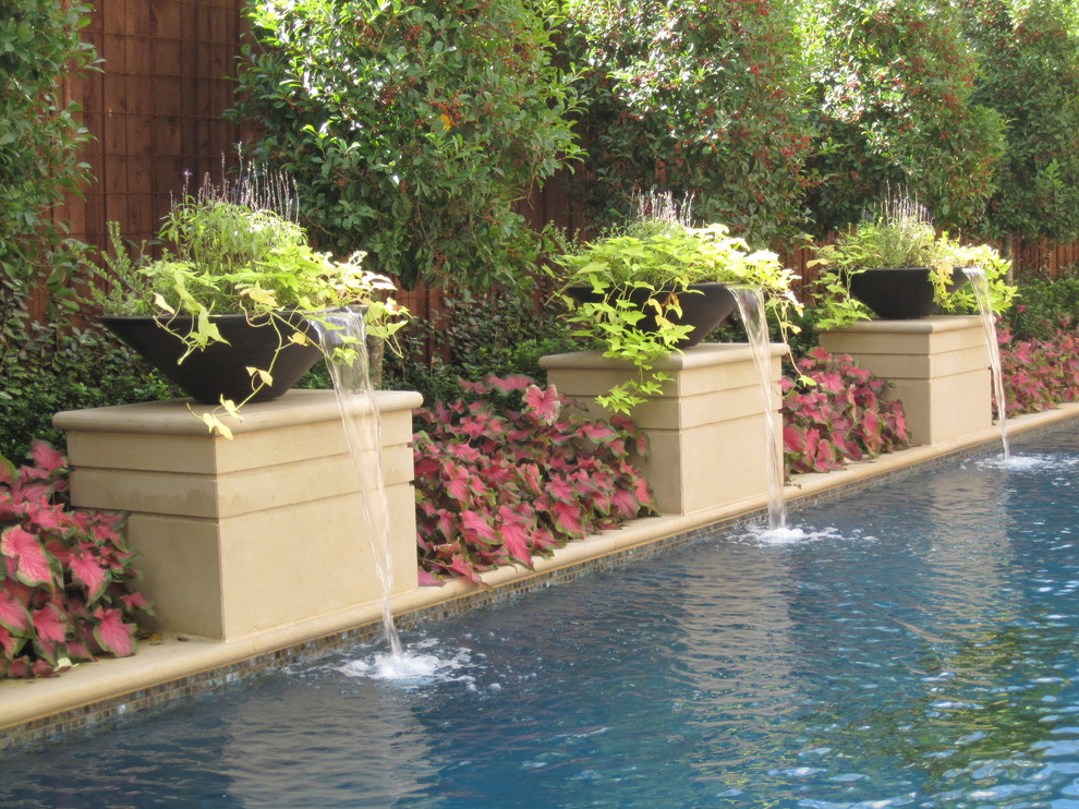 Fountains - Traditional - Pool - Dallas - by Harold Leidner Landscape ...