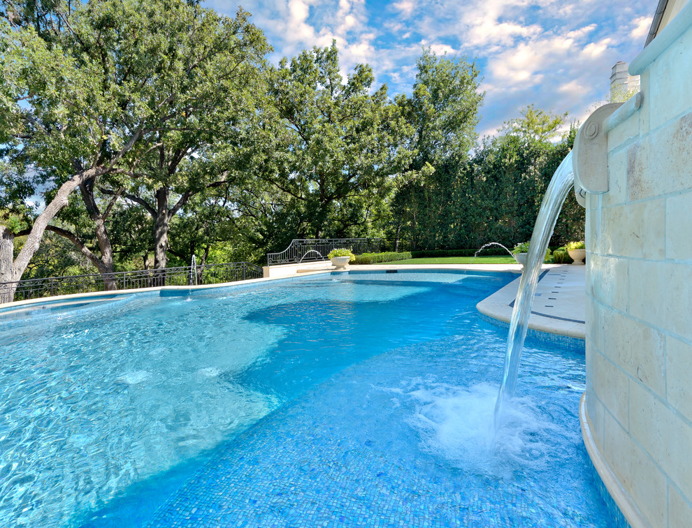 Fountains - Traditional - Pool - Dallas - by Harold Leidner Landscape ...