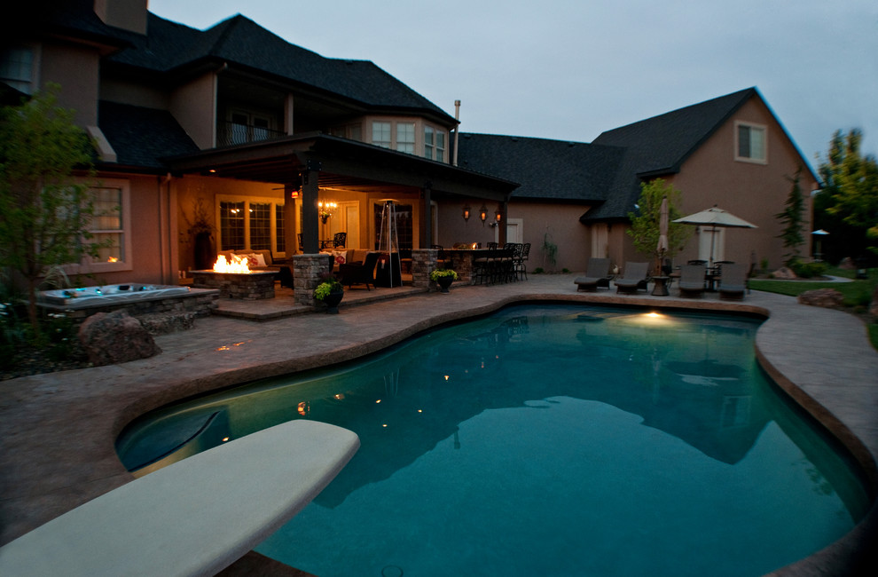 Free Form Automatic cover pool - Modern - Pool - Boise - by Aquatech ...