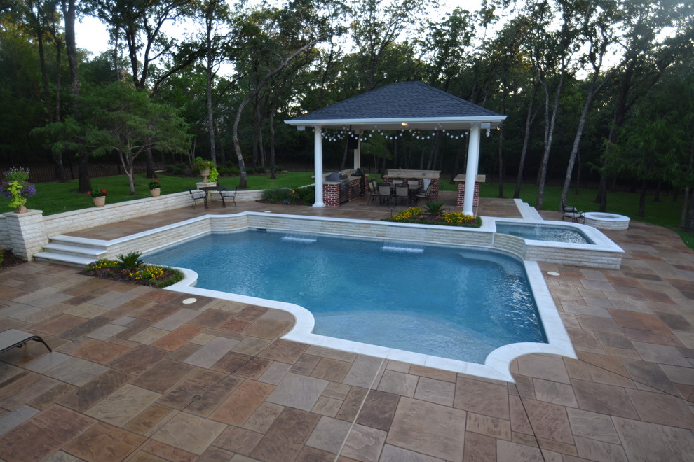 Grapevine Gorgeous Geometric Pool & Spa - Contemporary - Pool - Dallas ...
