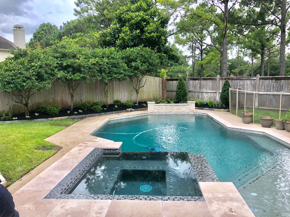 Houston Poolside Landscape - Traditional - Pool - Houston - by Sage ...