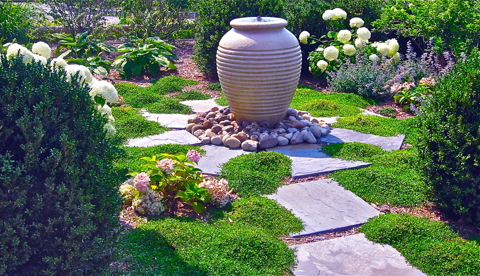 Howard Roberts - Traditional - Pool - New York - by Liquidscapes | Houzz