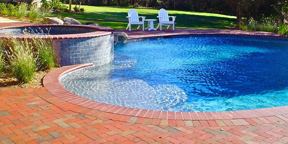 Howard Roberts - Traditional - Pool - New York - by Liquidscapes | Houzz