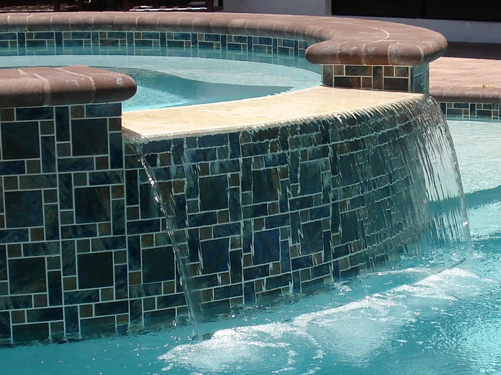 Howard - Traditional - Pool - Miami - by Seacrest Pools | Houzz