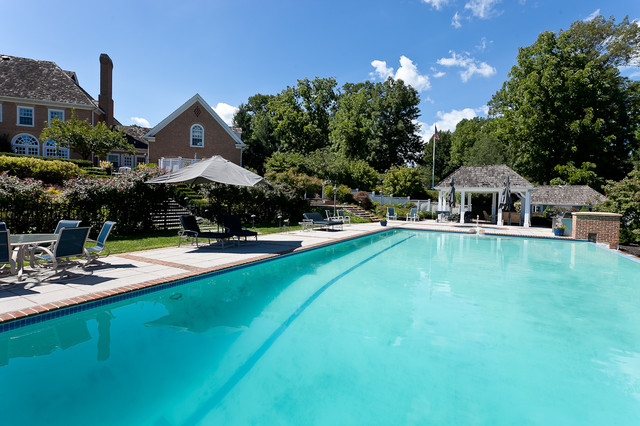Hunt Valley Vanishing Edge Pool - Classique - Piscine - Baltimore - par ...