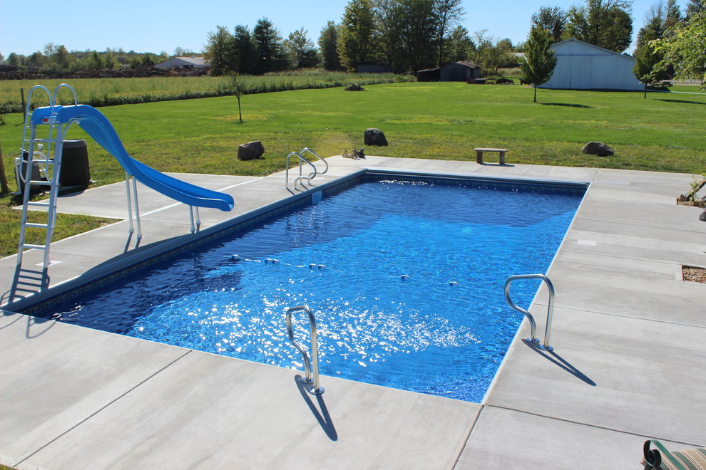 In Ground Vinyl Liner Swimming Pool Installations - Traditional - Pool ...