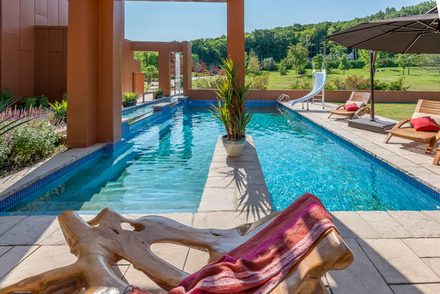 Inca Slab - Fusion - Pools & Hot Tubs - Montreal - by Techo-Bloc | Houzz