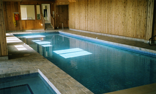Indoor Pool and Spa - Contemporary - Pool - Calgary - by Master Pools ...