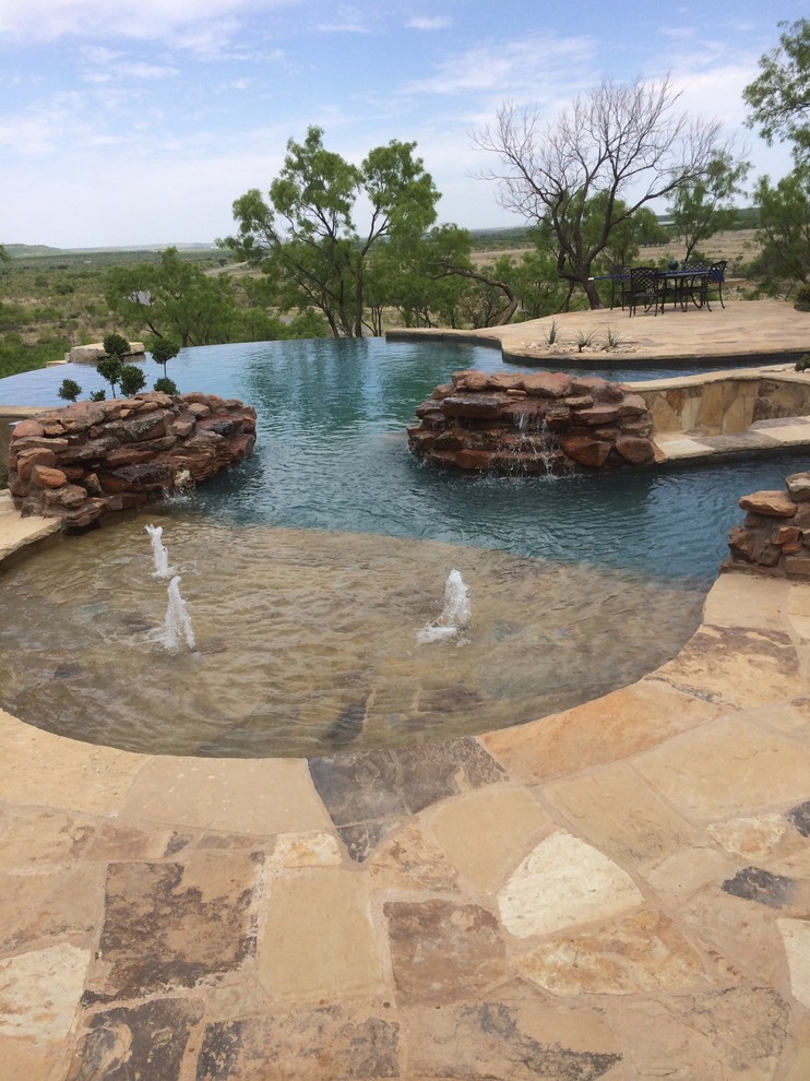 Infinity edge and lazy river pool - Pool - Austin - by Southwest Pools ...