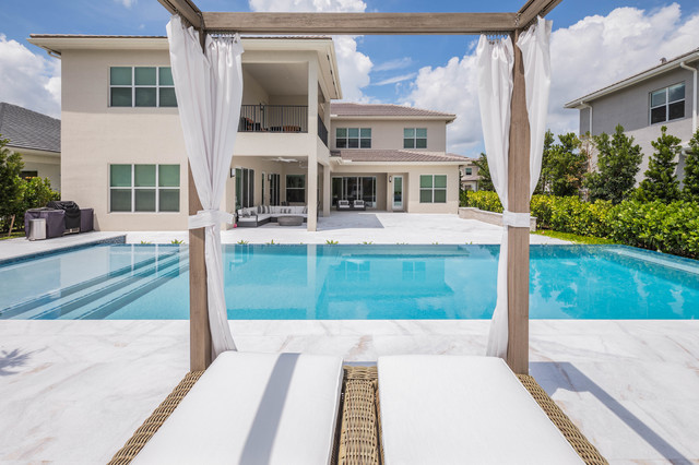 Infinity Edge Pool in Boca Raton - Modern - Pool - Miami - by Van Kirk ...