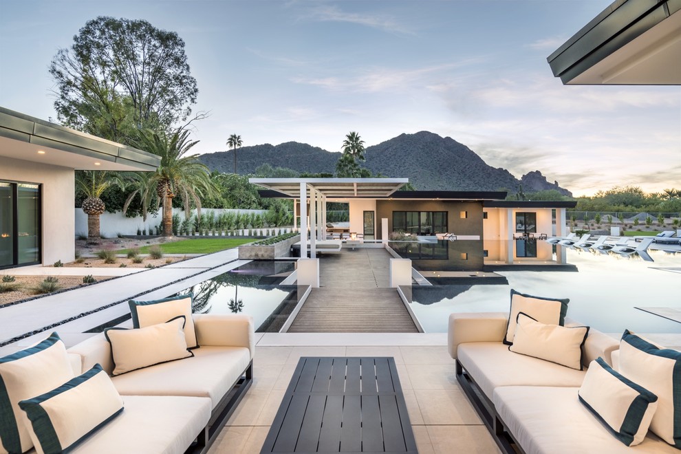 Infinity Edge Pool Paradise Valley, Arizona - Contemporary - Pool ...