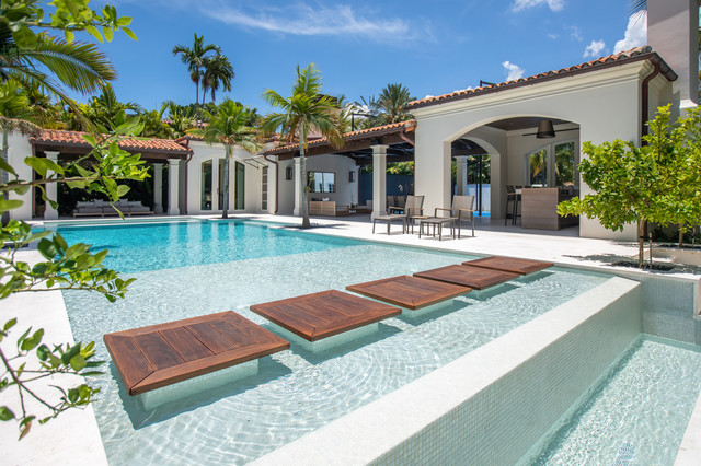 Infinity Edge Pool With Custom Stepping Stones in Miami Beach - Pool ...