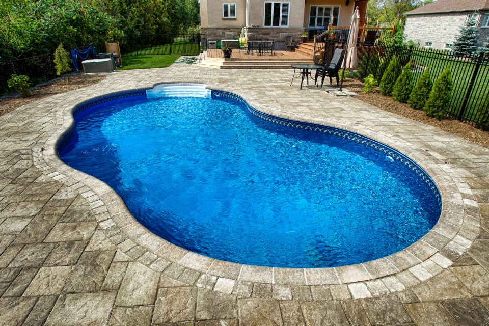 Inground Pools - Modern - Pool - Ottawa - by Mermaid Pools & Hot Tubs ...