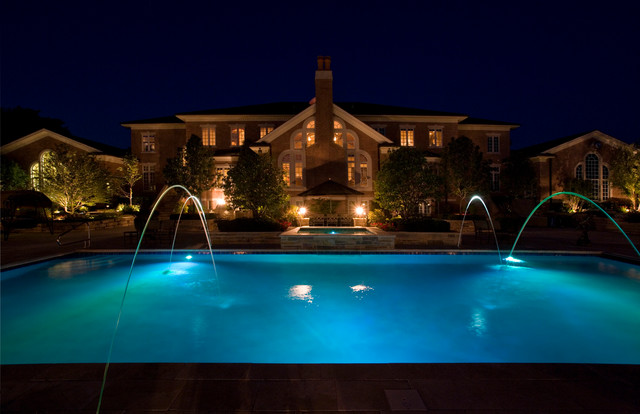 Lake Forest, IL Swimming Pool and Raised Hot Tub with Laminar Fountains ...