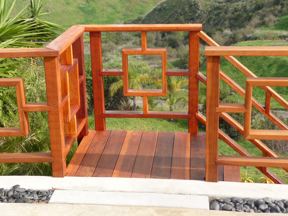 Landing to steps - Midcentury - Pool - Los Angeles - by TKO Structure ...