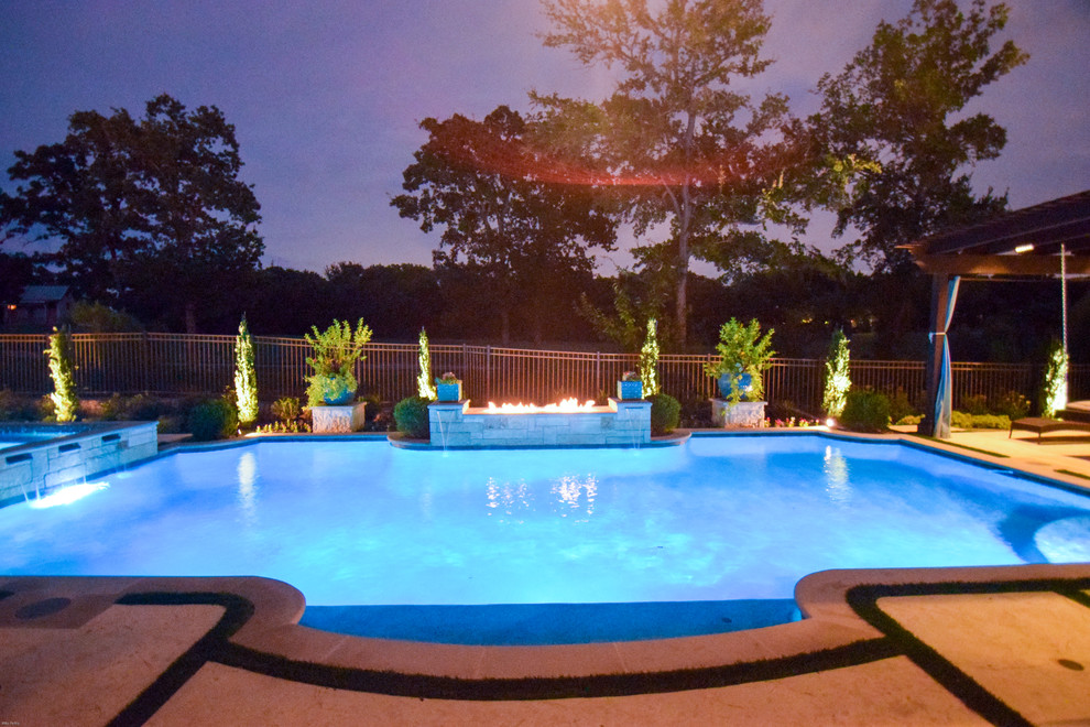 Lantana Luxury Geometric Pool - Contemporary - Pool - Dallas - by Mike ...