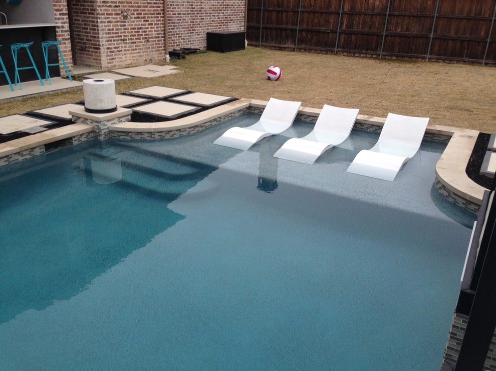 Lines & Angles - Contemporary - Pool - Dallas - by Hauk Custom Pools ...