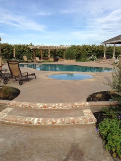 Lodi perimeter overflow pool - Rustic - Pool - Sacramento - by Spring ...