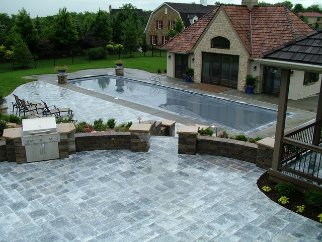 Long and narrow - Traditional - Swimming Pool & Hot Tub - Kansas City ...