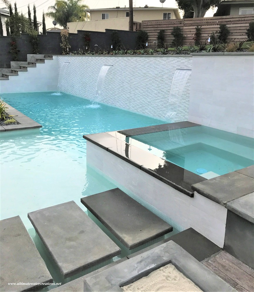 Los Angeles - Contemporary Black & White Rectangular Pool & Spa - Pool ...
