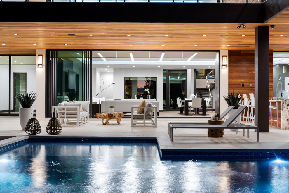 Luxury Staging | Waterfront | Fort Lauderdale, FL - Modern - Pool ...