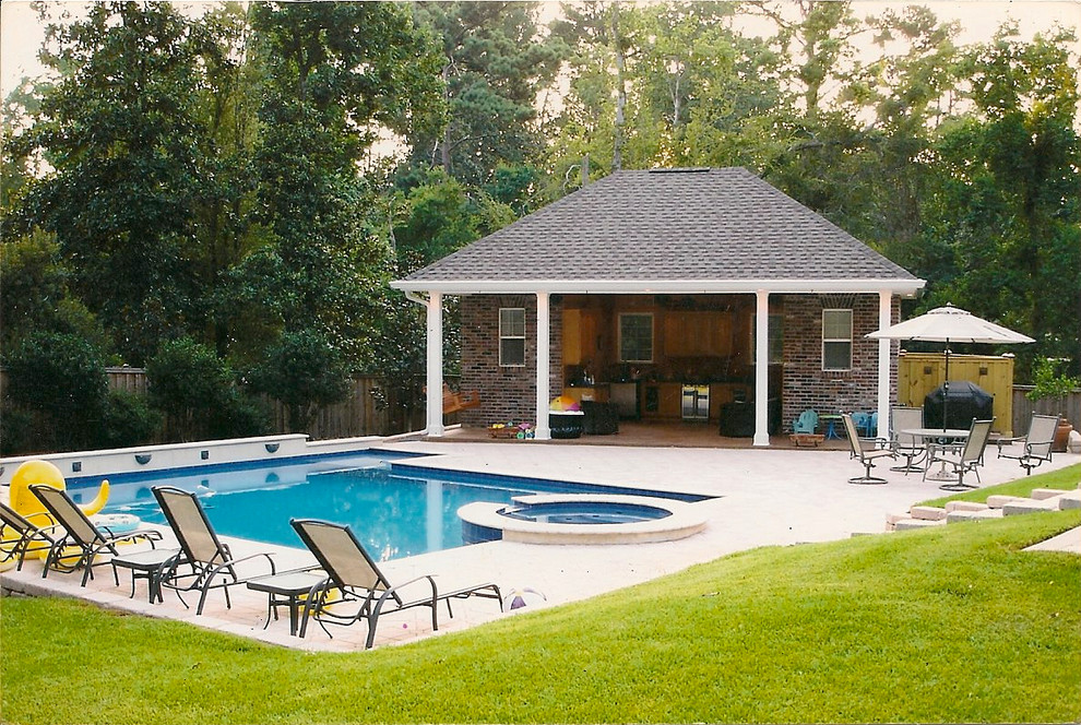 Mandeville swimming pool and spa in Beau Chene - Traditional - Pool ...