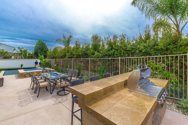 Maximizing SQFT In This Small Space - Transitional - Swimming Pool ...