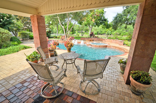 Mirror Lake Designs - Pools - Traditional - Pool - Houston - by Mirror ...