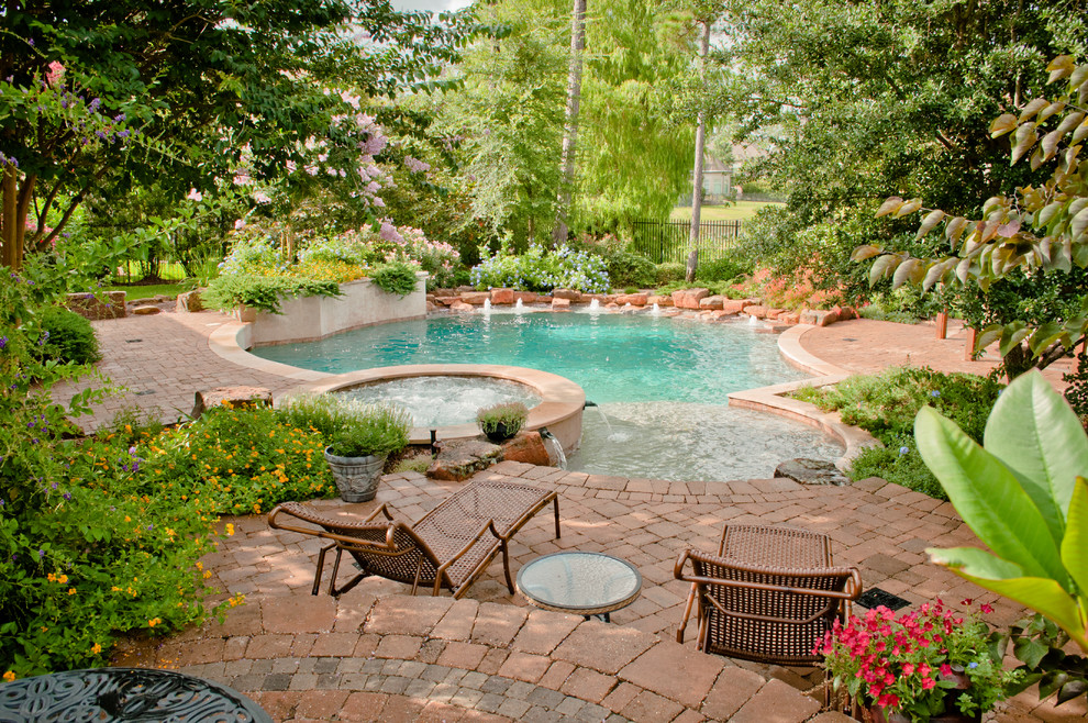 Mirror Lake Designs - Pools - Traditional - Pool - Houston - by Mirror ...