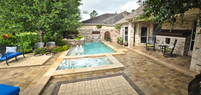 Mirror Lake Designs - Pools - Traditional - Pool - Houston - by Mirror ...