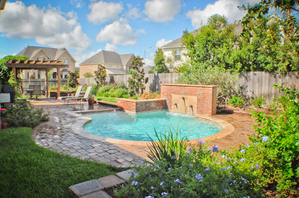 Mirror Lake Designs - Pools - Traditional - Pool - Houston - by Mirror ...