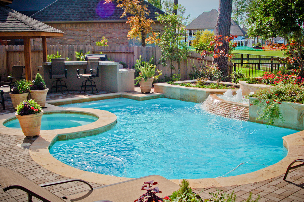 Mirror Lake Designs - Pools - Traditional - Pool - Houston - by Mirror ...