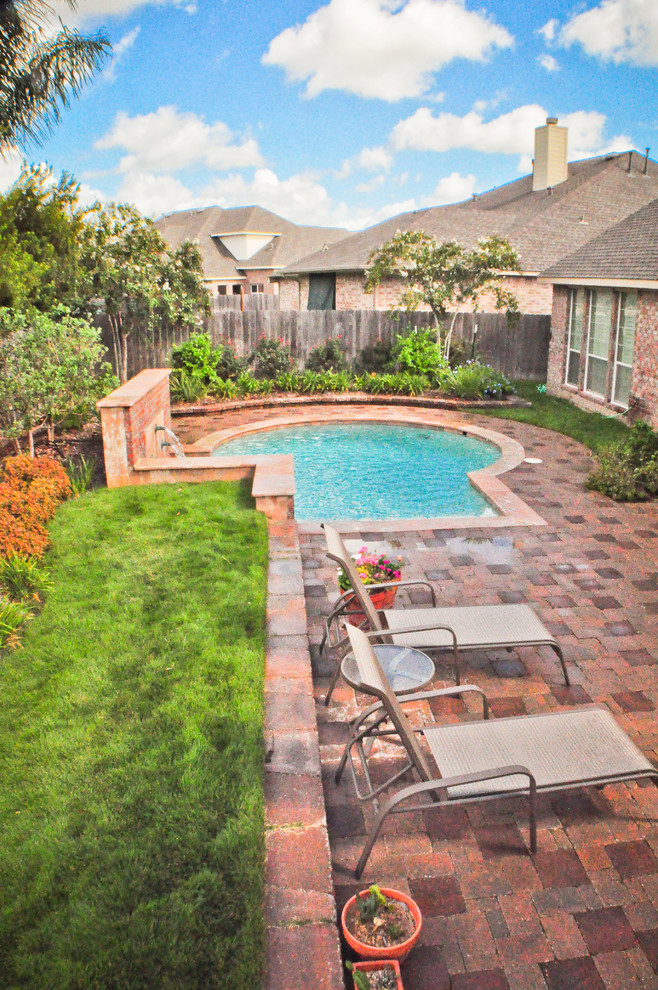 Mirror Lake Designs - Pools - Traditional - Pool - Houston - by Mirror ...
