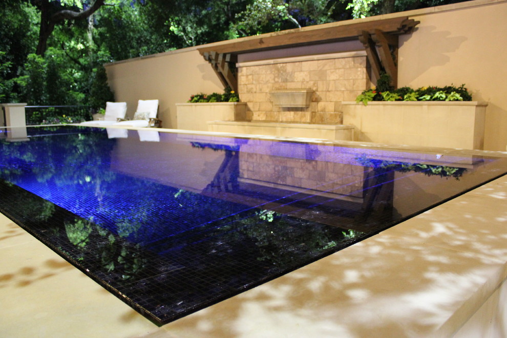 Modern: Bent Tree - Mediterranean - Pool - Dallas - by Harold Leidner ...