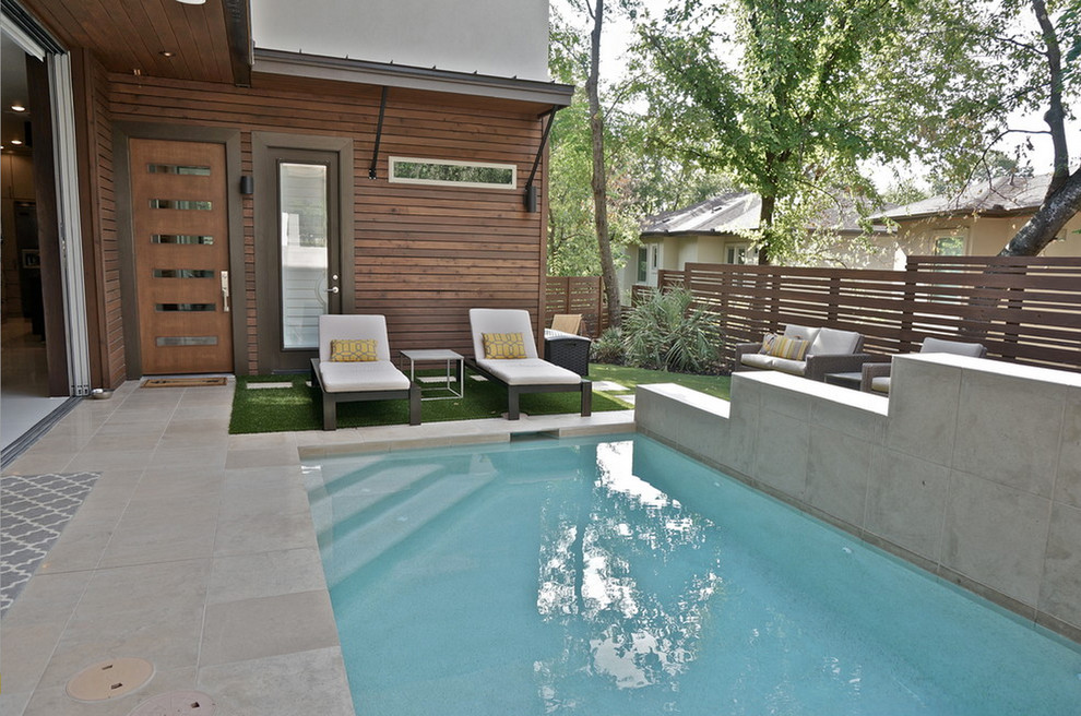 Modern Home with Artifical Turf Courtyard - Modern - Pool - Austin - by ...