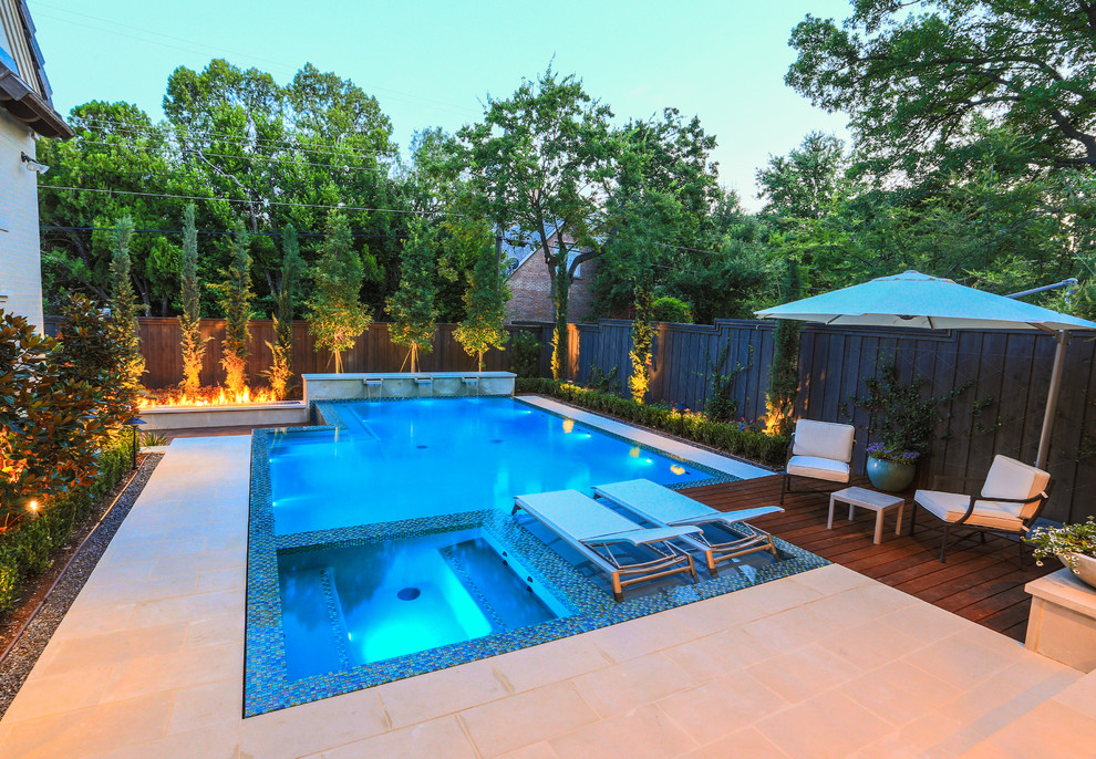 Modern Landscape and Zero Edge Pool - Contemporain - Piscine - Dallas ...