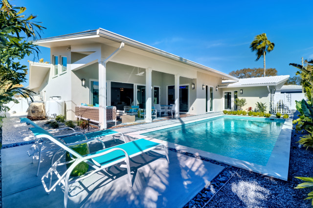 Monarch - Modern - Pool - Tampa - by Pools By Jordan | Houzz