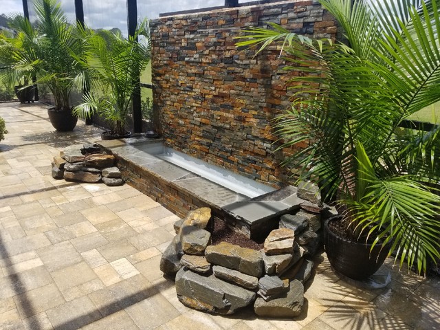 Natural Stone Waterfalls using Stacked Stone, Flagstone & Field Stone ...