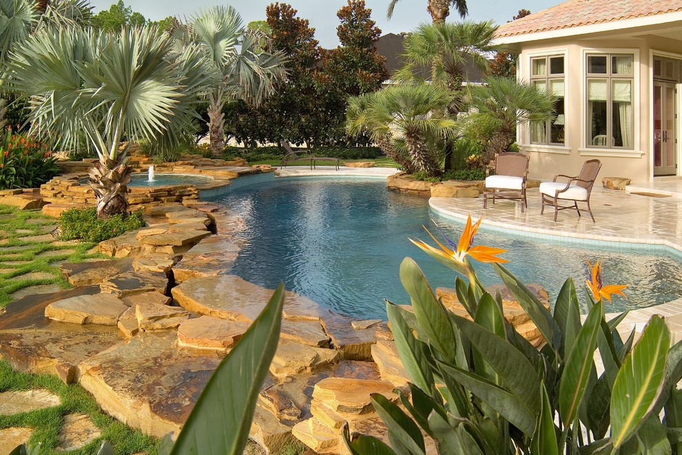 Naturalistic - Transitional - Pool - Tampa - by Ryan Hughes Design | Houzz