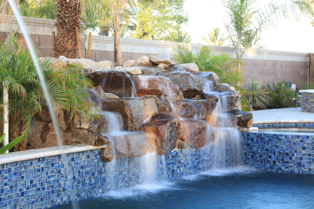 New Construction - Piscine - San Francisco - par Adams Pool Solutions | Bay Area | Vegas | Houzz