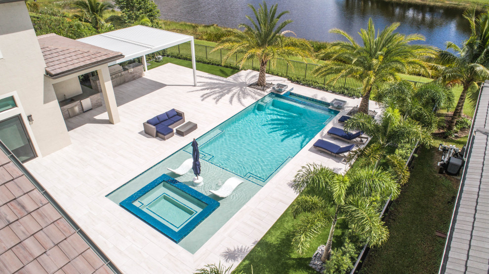 New Infinity Edge Swimming Pool & Spa With Custom Water Bowls - Modern ...