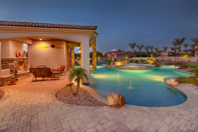 NEW Lazy River Pool and Spa in Gilbert, Arizona - Méditerranéen - Piscine - Phoenix - par Unique ...