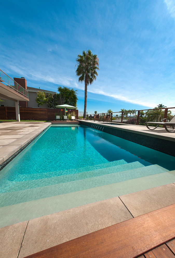 Modern Pool w/ Hot Tub - Modern - Pool - Orange County - by Conscious ...