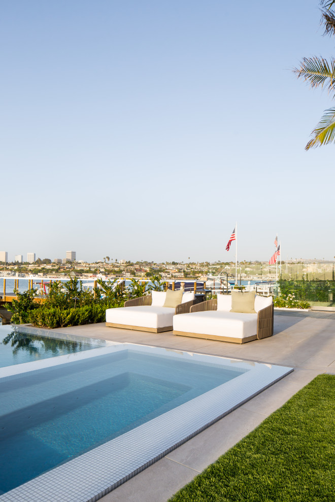 Newport Waterfront - Beach Style - Pool - Orange County - by Blackband Design | Houzz